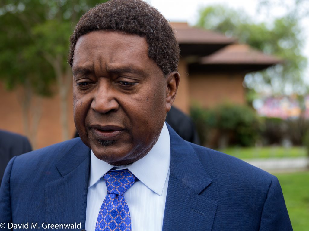Postal Worker Files Civil Rights Suit, Claims Police Terrorized Him ...