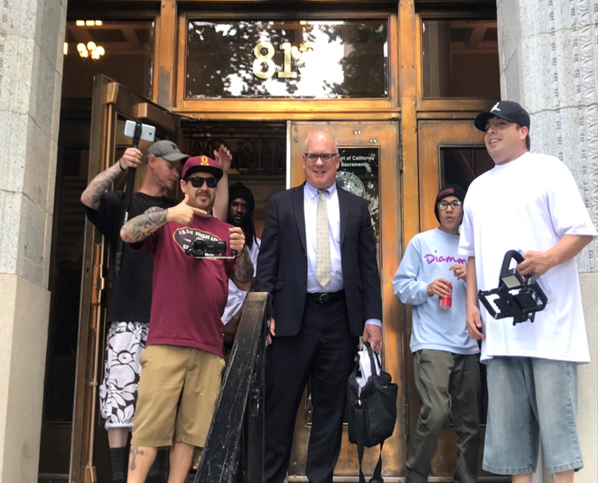 Go Live or Go Home: Cop Watching, Court Watchers and Good Old-Fashioned ...